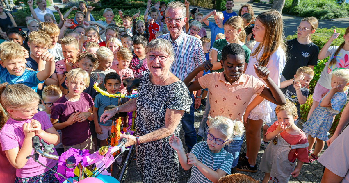 Juf Martineke Snijder met pensioen na 40 jaar onderwijs
