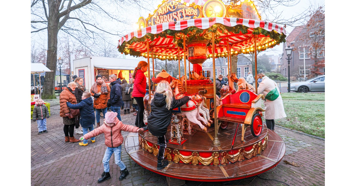 Sfeervolle Kerstmarkt in Nieuwleusen weer drukbezocht